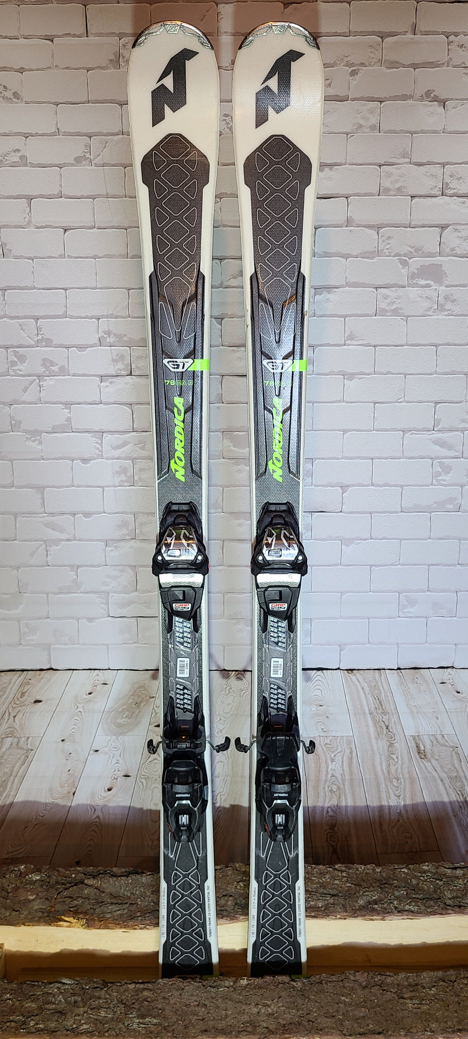USED SKIS – Value Sports